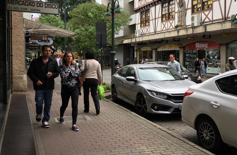 Saiba quando frente fria deve fazer temperatura despencar em Blumenau e ... Saiba quando frente fria deve fazer temperatura despencar em Blumenau e ...
