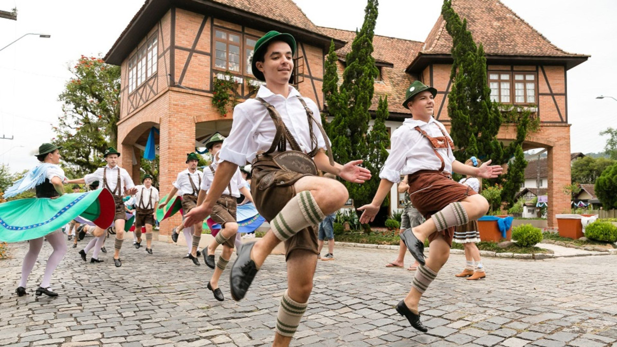 Confira a programação da 39ª Festa Pomerana que começa na próxima ...