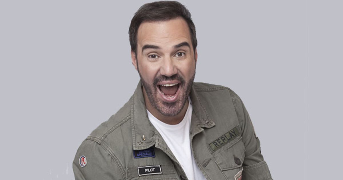 Humorista Diogo Portugal faz show gratuito em Blumenau